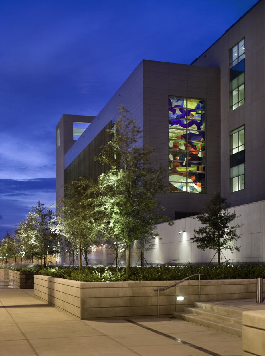 United States Courthouse - Leers Weinzapfel Associates