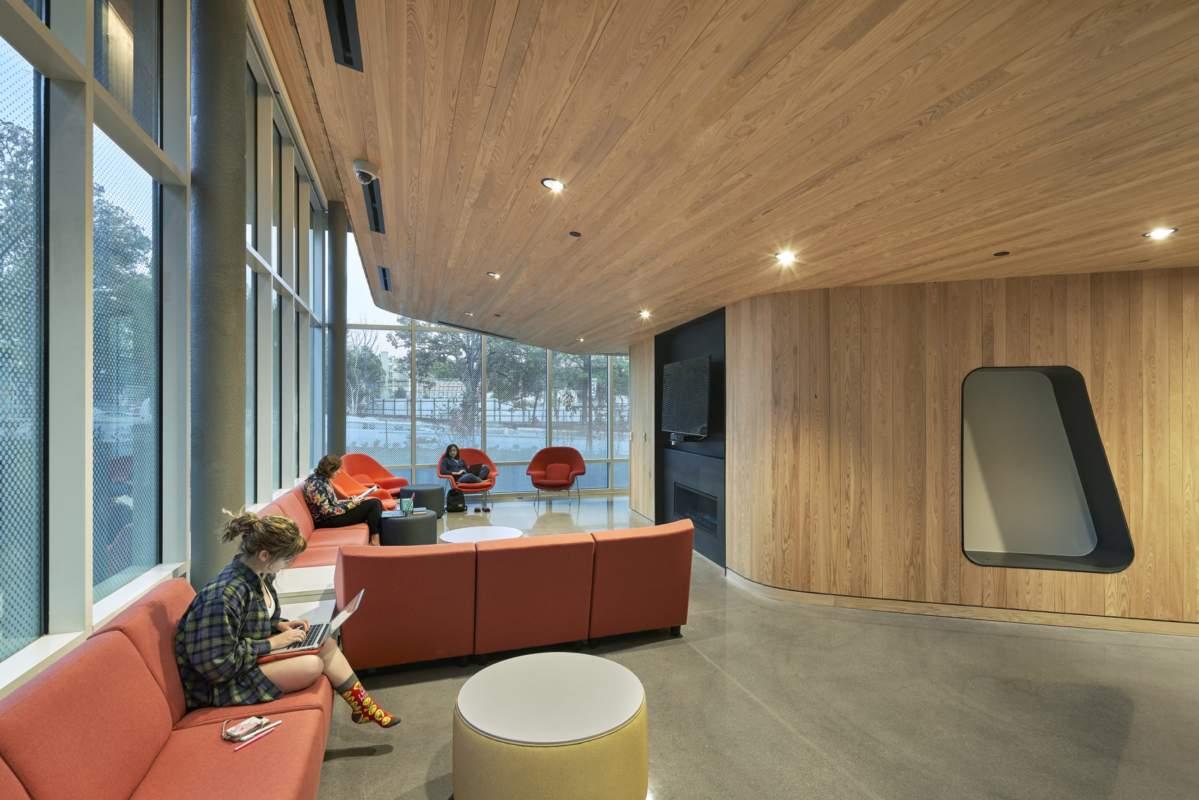 Adohi Hall - Leers Weinzapfel Associates